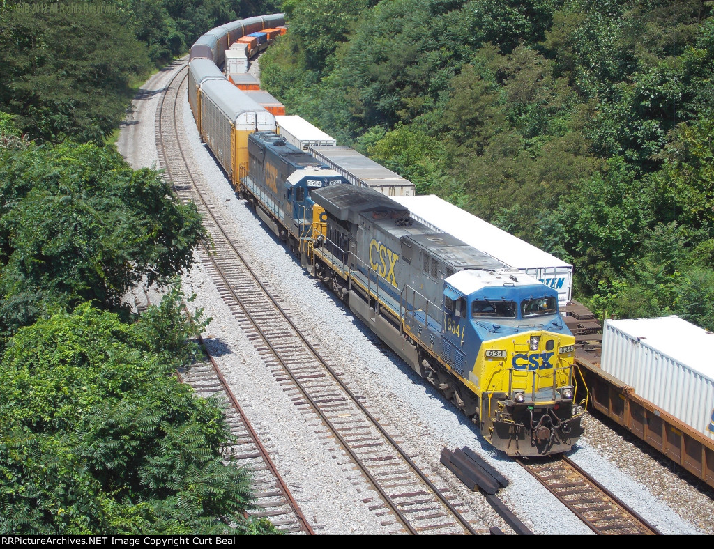 CSX 634 and 8594